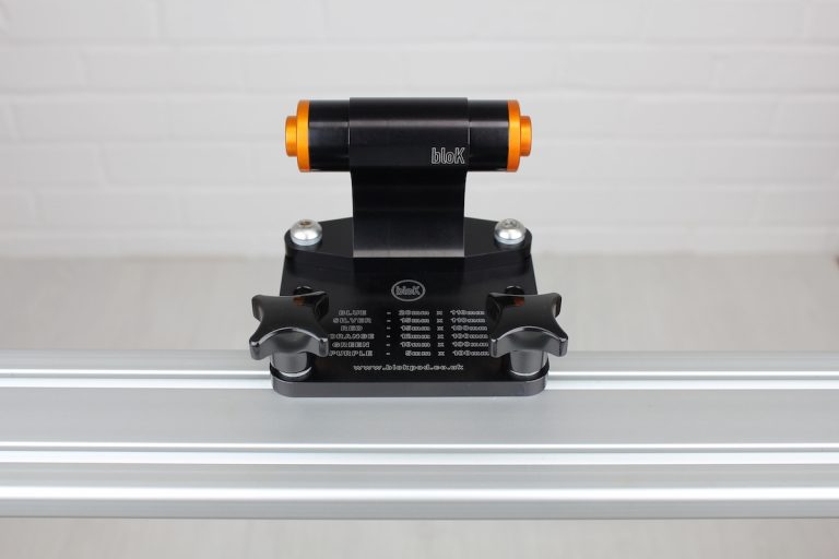 VW T5/T6 SWB/LWB - 1200mm Fork Mount Rail Twin T-Slot - Fits Cargo Hoop Mount Holes Tailgate ...