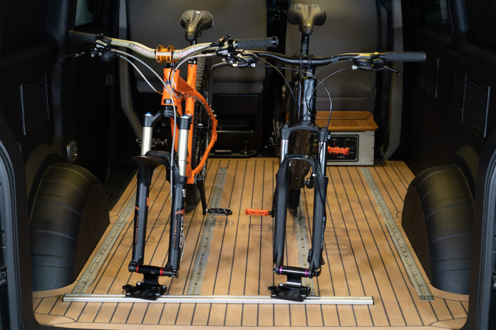 MTB Fork Mount 15x110RF Boost Thru-Axle - bloK Pod